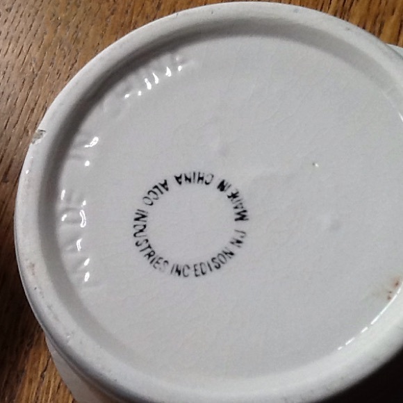 Alco Industies | Dining | Pottery Covered Storage Bowls | Poshmark
